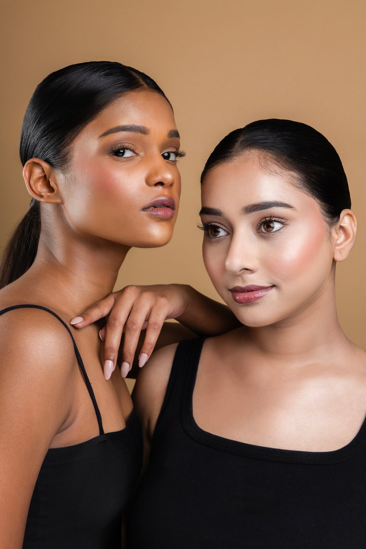 MyHues HyGlow Lip Elixir Rooh (Nude Pink) | Best Lip Gloss in India - Non-sticky Lip Gloss for ...